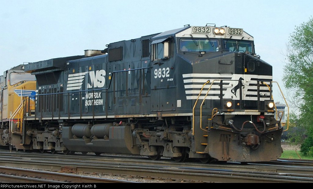 NS 9832